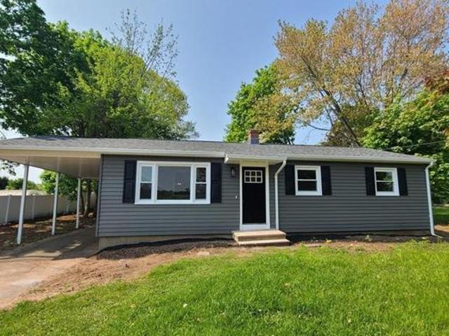 42 Keats Rd, Meriden, CT 06451