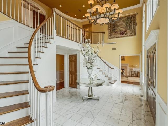 42 Lambert Dr