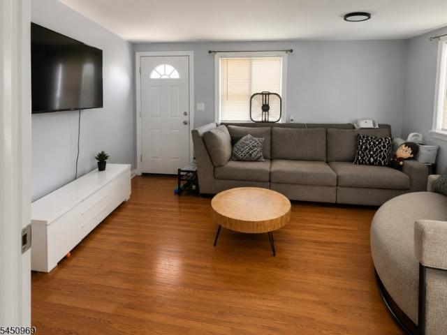 42 Lake St # 1