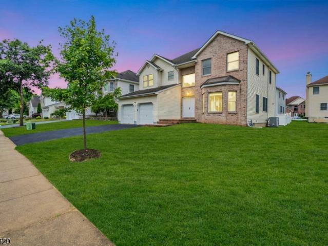 42 Leah Way