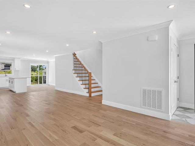 42 Linwood Road N B