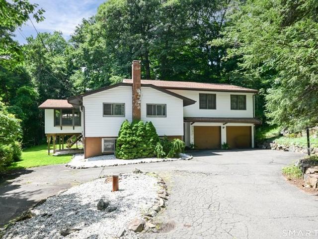 42 Linda Ln, New Fairfield, CT 06812