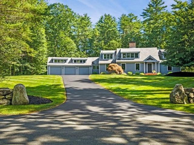 42 Lockwood Ln, Boxford, MA 01921