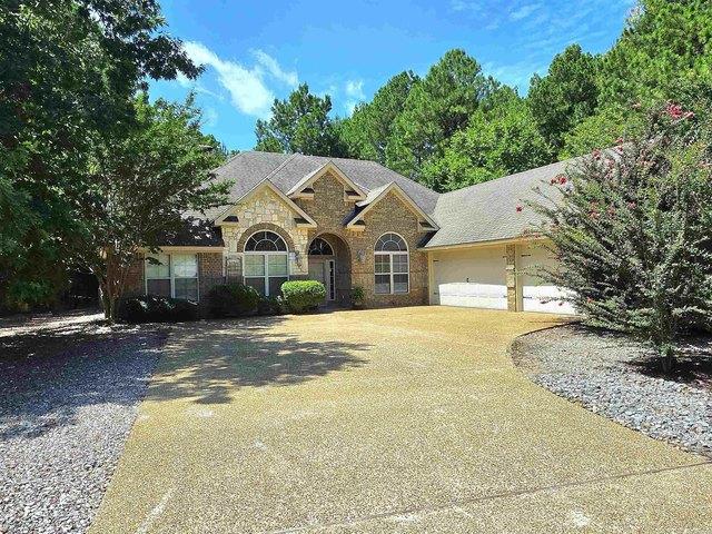 42 Manzanares Dr, Hot Springs Village, AR 71909