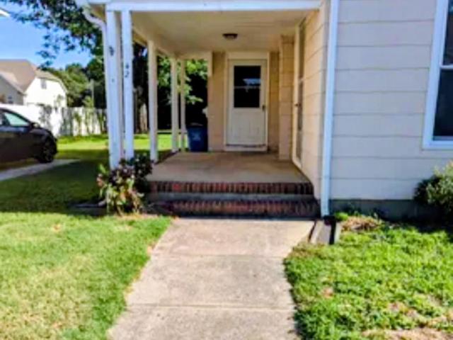 42 Main St, Bridgeport, NJ 08014 | MLS #NJGL2069