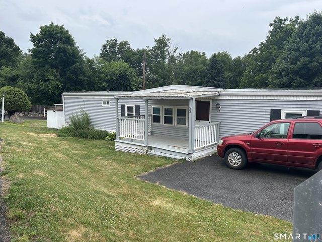 42 Miry Brook Rd Trlr 33, Danbury, CT 06810