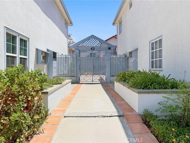 42 N Michigan Ave, Pasadena, CA 91106