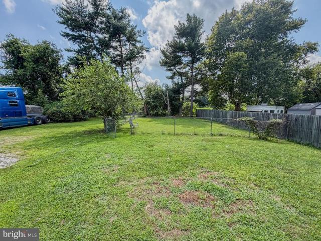 42 N Railroad Avenue