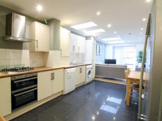 42 North Road, Metchley, B29 6AW, United Kingdom | 6 bed house for rent #162170564 | Rentberry
