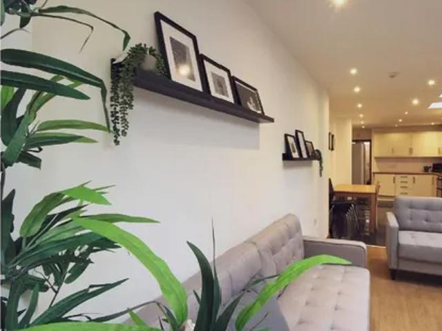 42 North Road, Metchley, B29 6AW, United Kingdom | Room for rent #135136547 | Rentberry
