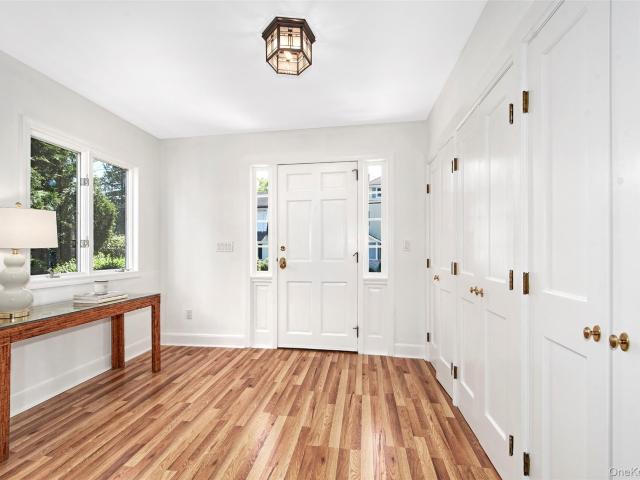 42 Oakwood Avenue