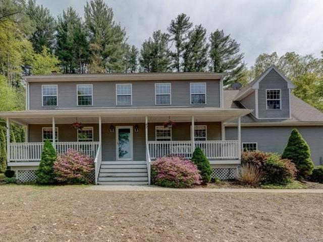 42 Oakwood Ln, Columbia, CT 06237