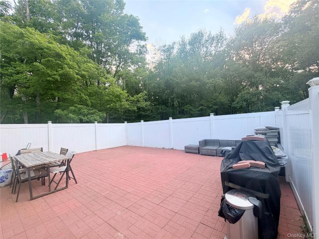 42 Old Sackett Road