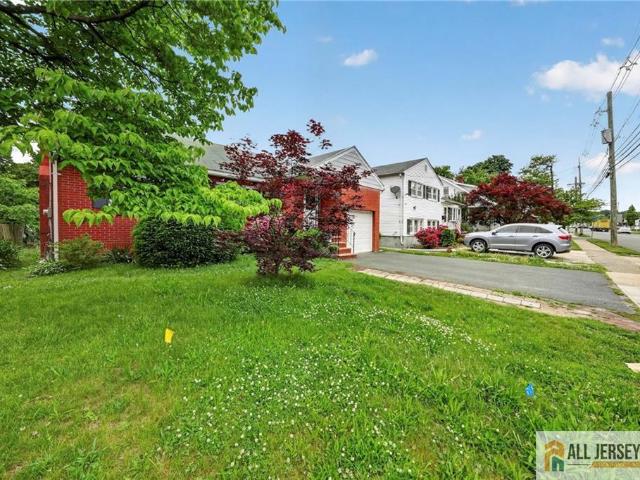 42 Plainfield Avenue