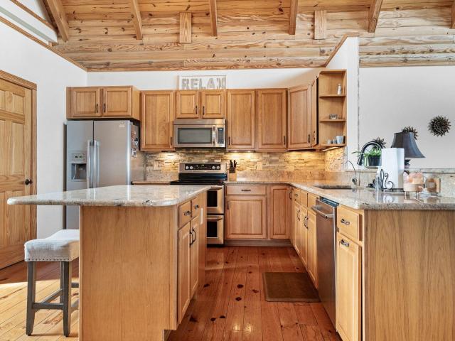 42 River Ridge Ln, Stanardsville, VA 22973 | MLS #675595