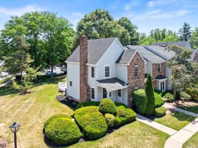 42 Shire Ct