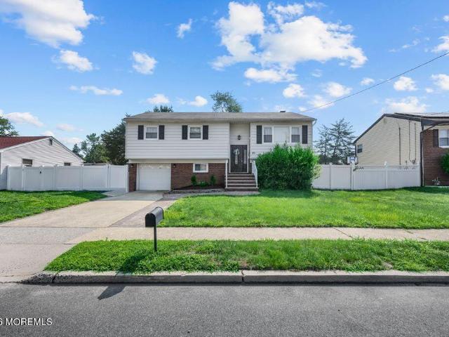 42 Shirley Boulevard
