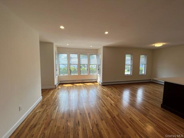 42 Sintsink Drive E 1