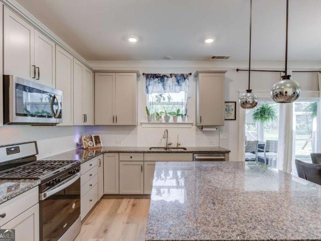 42 Sinclair Circle