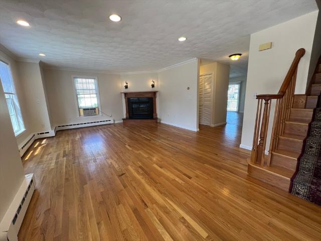 42 Spruce St, Unit 1, Winchester, MA 01890 | MLS #73502 | Compass