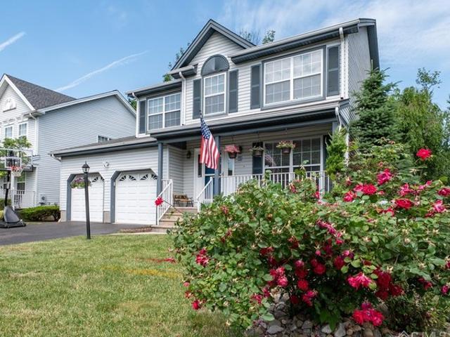 42 Springfield Rd, North Brunswick, NJ 08902