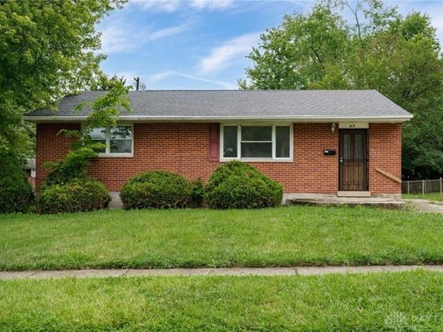 42 Stubbs Dr, Dayton, OH 45426