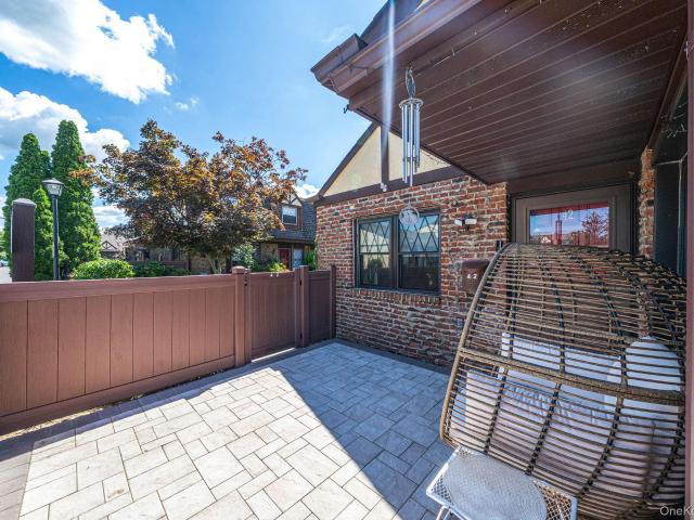 42 Summerfield Court