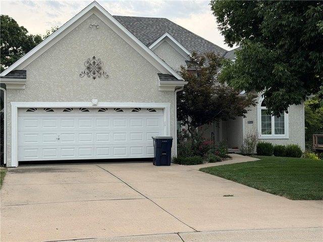 4304 NE 73rd St, Kansas City, MO 64119
