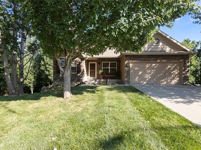 4304 NE 85th St, Kansas City, MO 64156