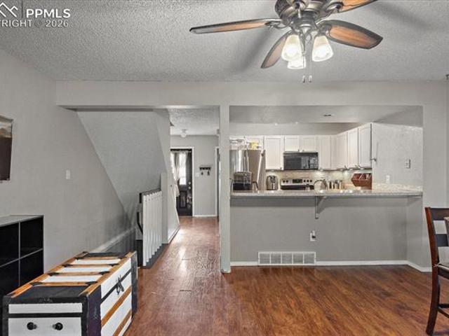 4304 Hunting Meadows Circle