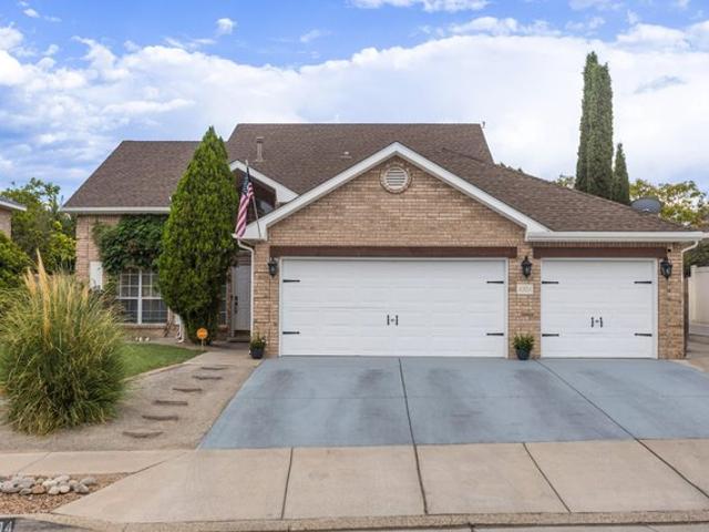 4304 Rio Colorado Rd NW, Albuquerque, NM 87120