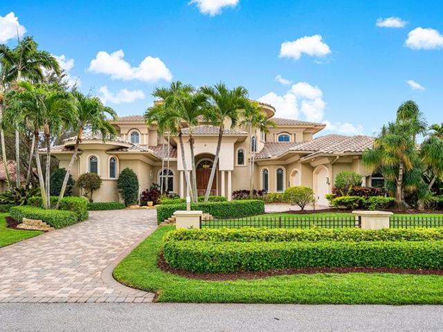 4304 Saint Andrews Dr, Boynton Beach, FL 33436