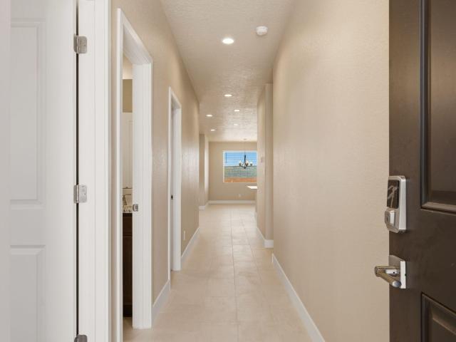 4305 Mountain Trail Loop NE