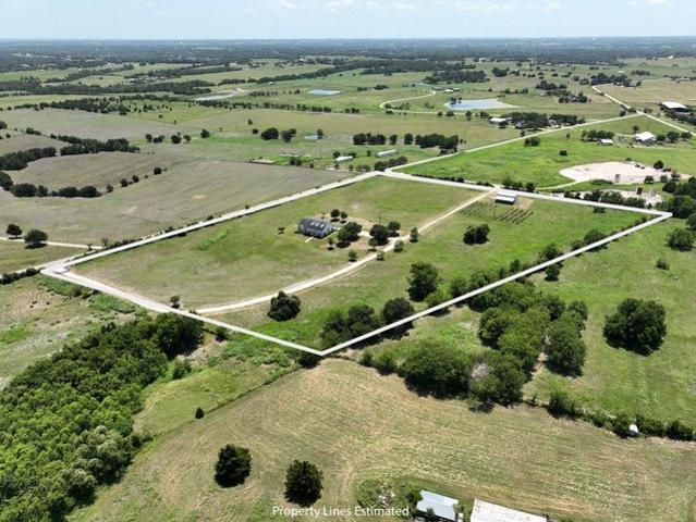 4305 Boggy Creek Rd, Brenham, TX 77833