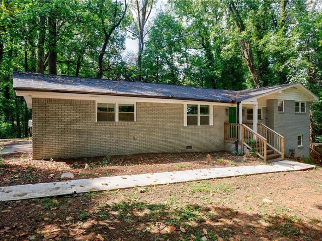 4305 Christine Ct, Decatur, GA 30035 | MLS #7653