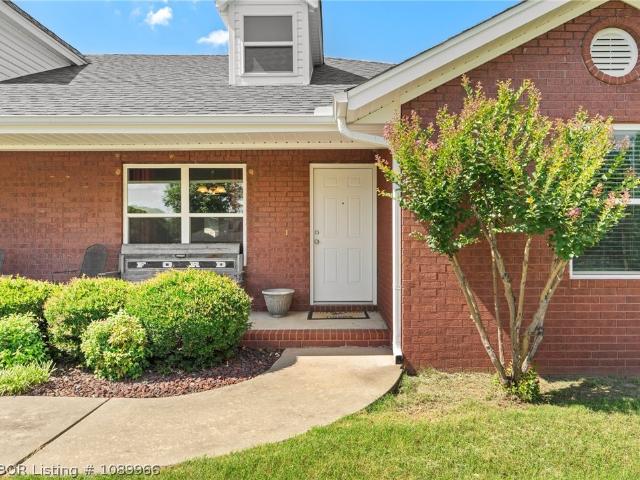 4305 Timber Lake