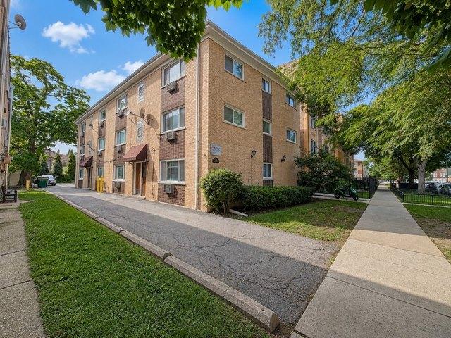 4306 N Keystone Ave Unit 303, Chicago, IL 60641