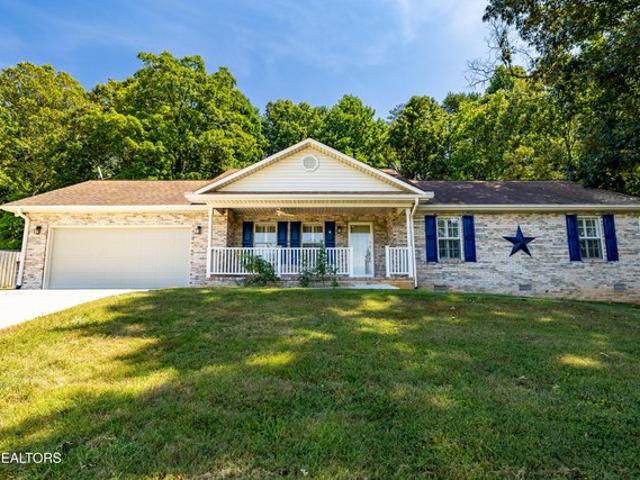 4306 Nolan Dr, Maryville, TN 37801
