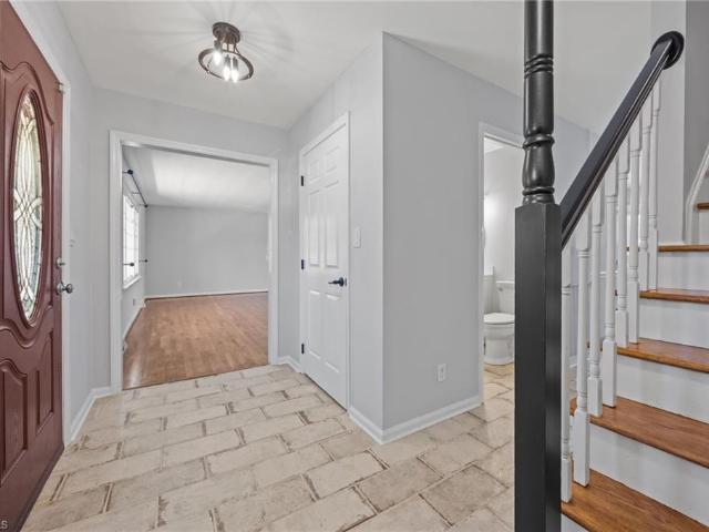 4306 Oak Hollow Drive