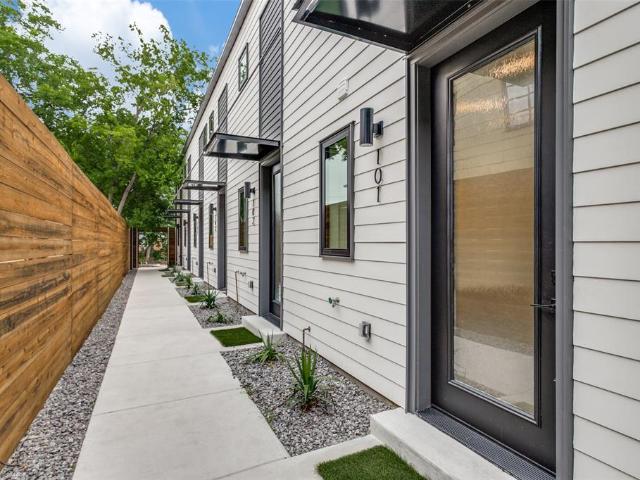4306 Deere St, Unit 106, Dallas, TX 75204 | MLS #21254 | Compass