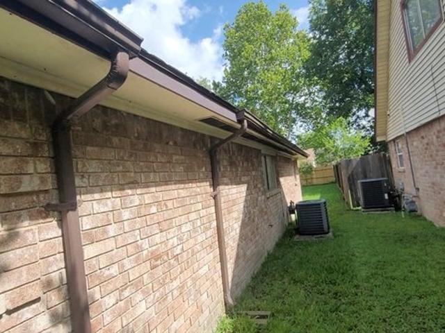 4306 Saratoga Dr, Houston, TX 77088