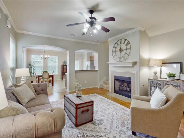 4306 Spring Hill Drive