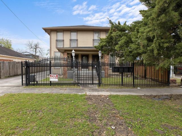 4306 Wilmer St, Unit 2, Houston, TX 77003 | MLS #31852 | Compass
