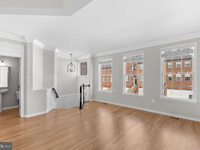 43073 Shadow Terrace