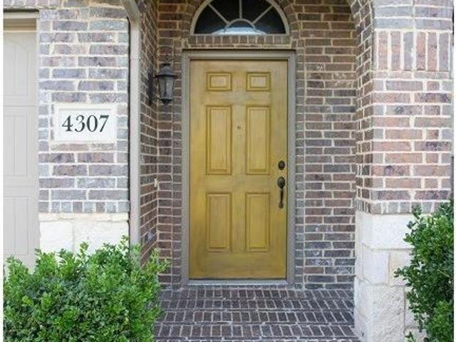 4307 Oak Bluff Road