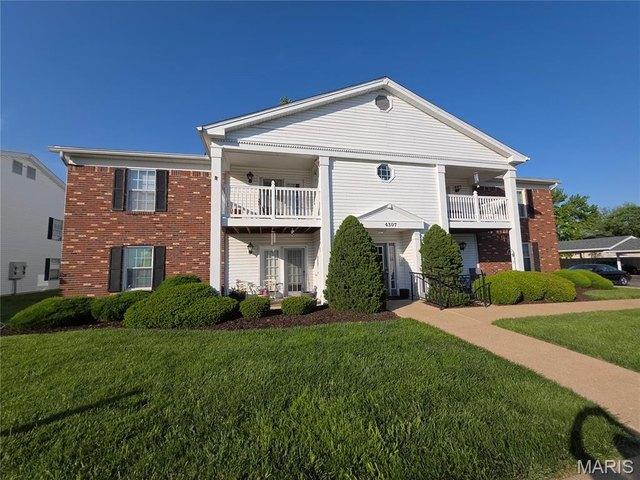 4307 Forder Pl Apt G, Saint Louis, MO 63129