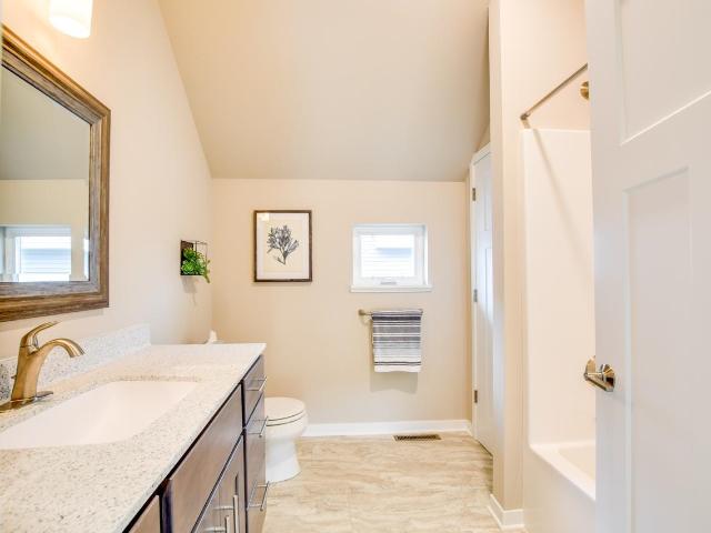 4307 Goldeneye Gtwy, Middleton, WI 53562 | MLS #2017