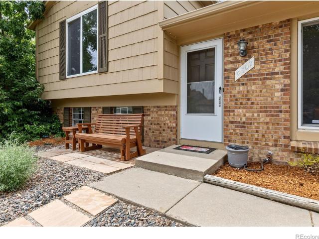 4307 Hummingbird Drive