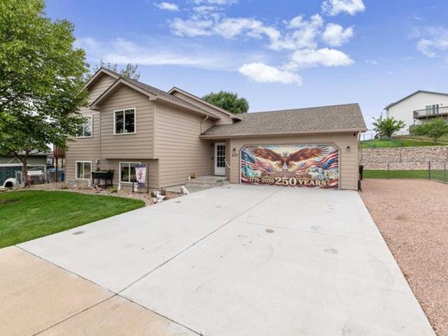 4307 Paddock Ct, Rapid City, SD 57701