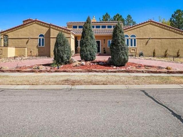 4307 St Andrews Dr, Pueblo, CO 81001